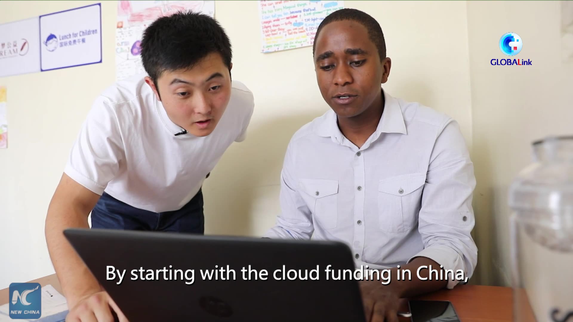 GLOBALink | Chinese young man in Kenya helps slum children through ...
